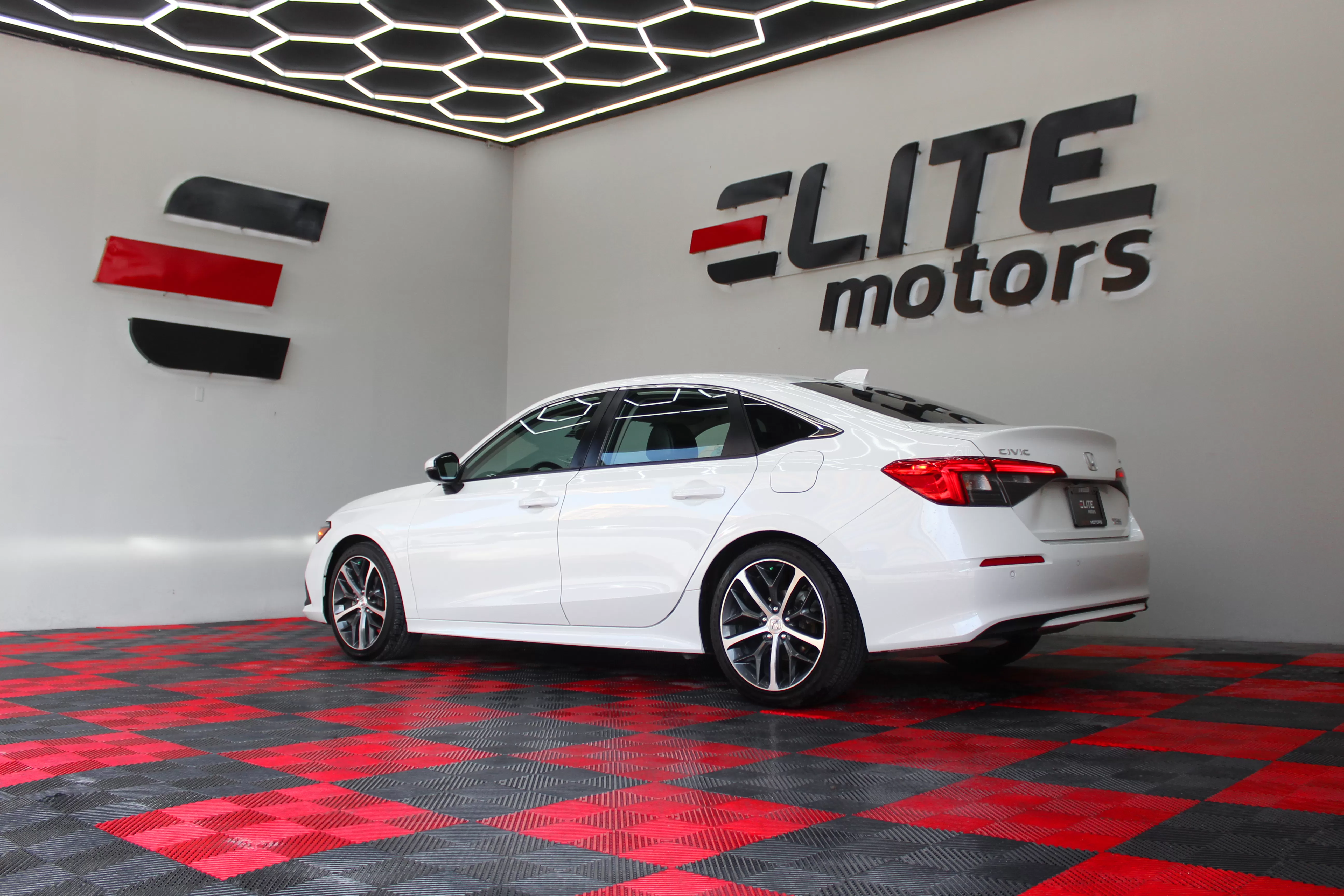 Honda Civic Touring 2024 - Elite Motors