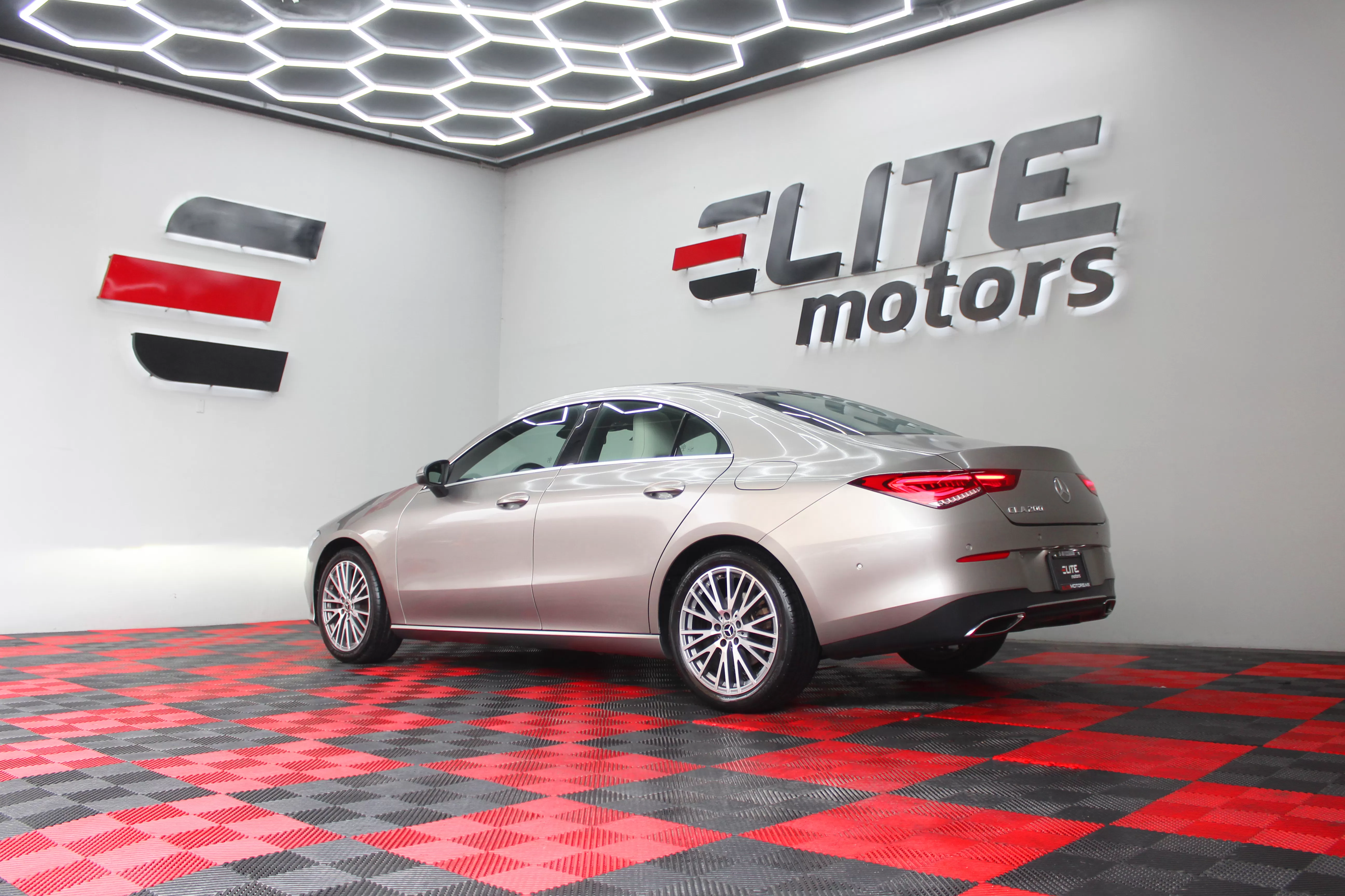 Mercedes Benz CLA 200 Progresive 2020 - Elite Motors