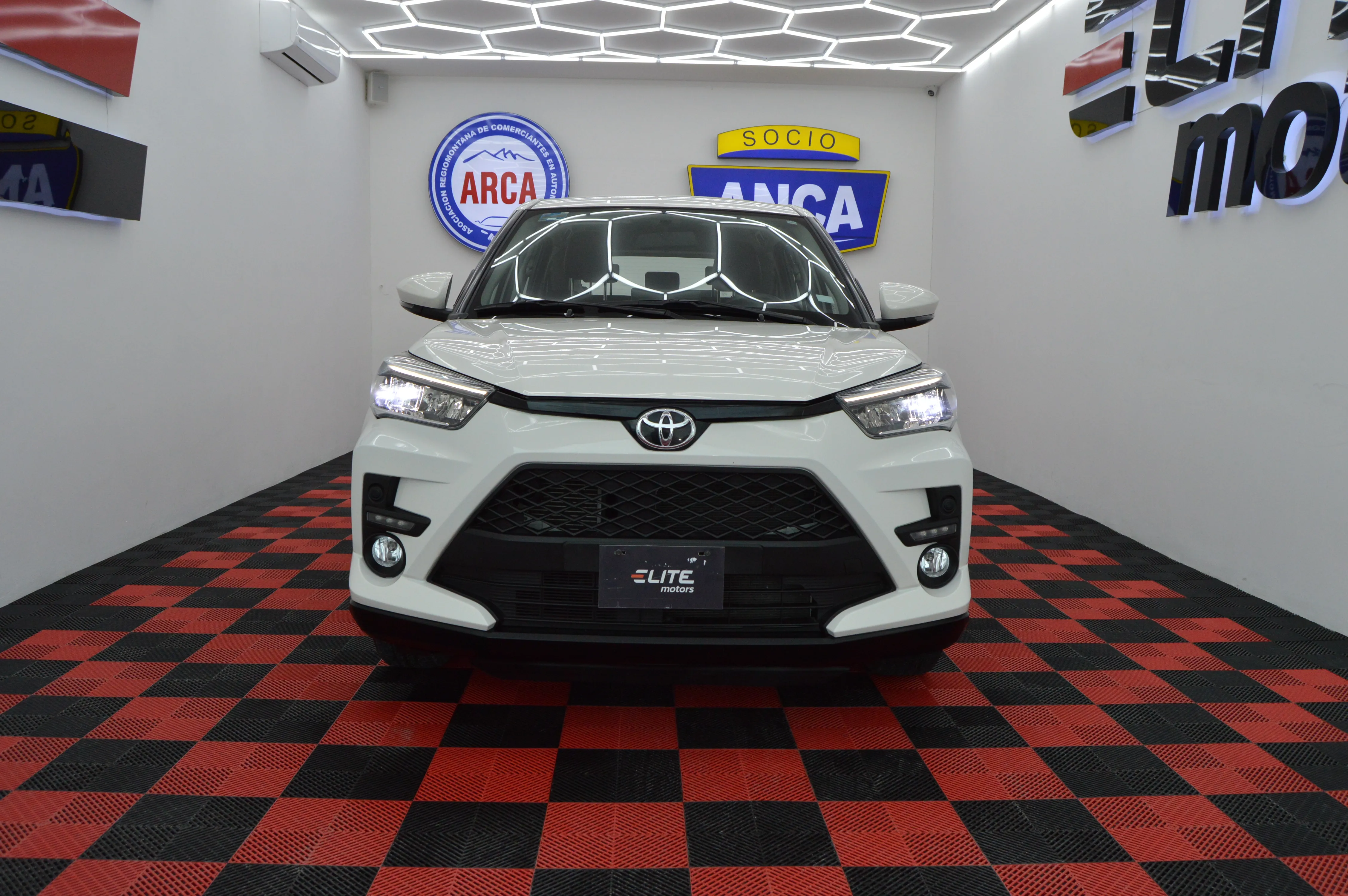 Toyota Raize XLE 2022 - Elite Motors