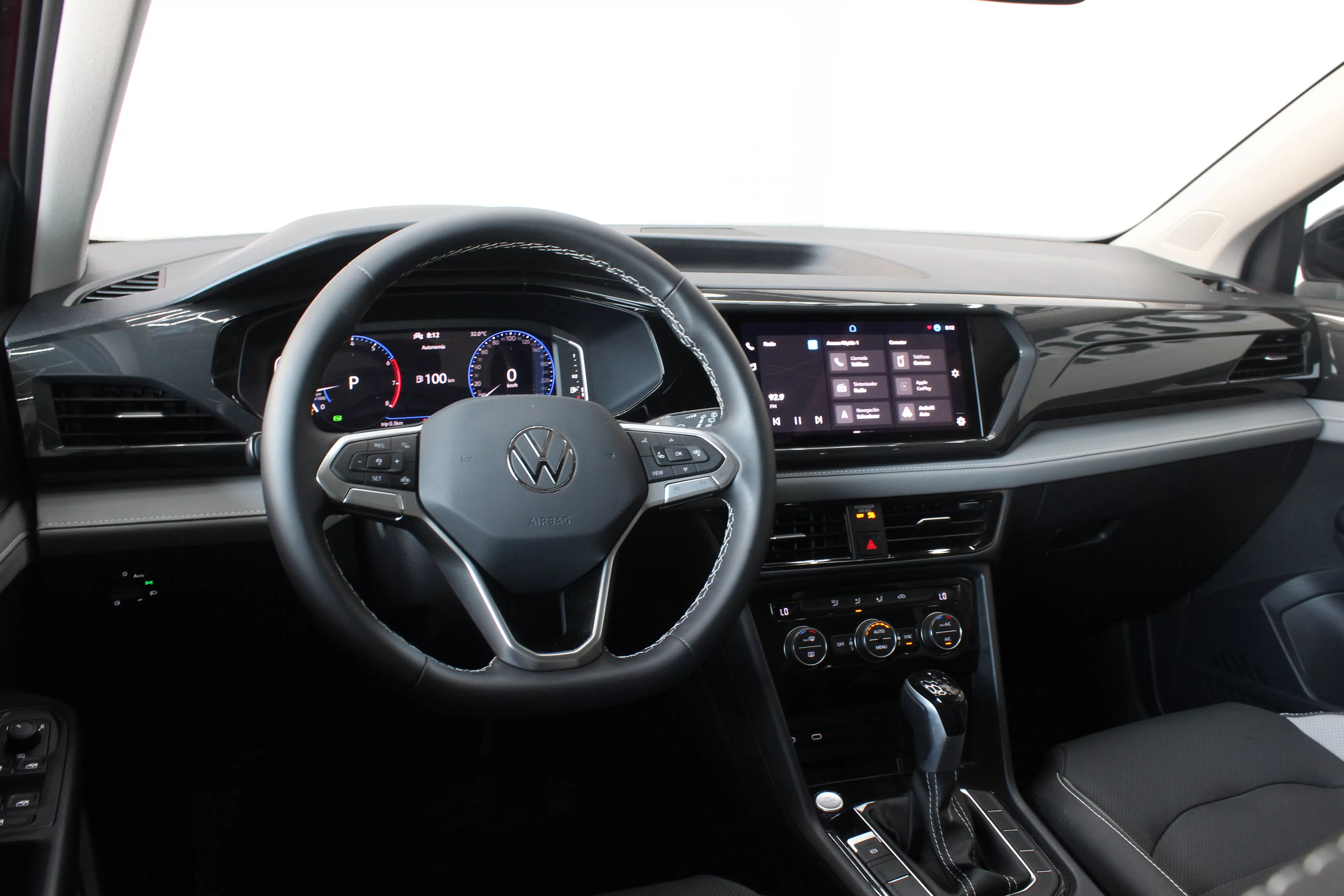 Volkswagen Taos Highline 2024 - Elite Motors